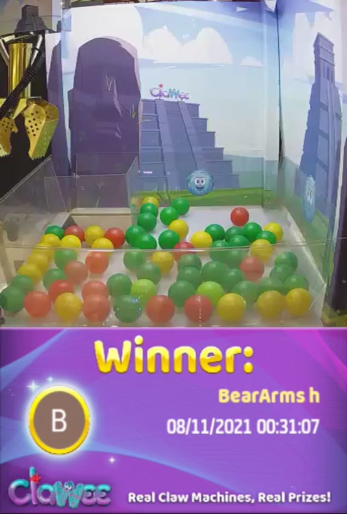 I played Clawee and won a real prize! Check it out! ---> on Vimeo