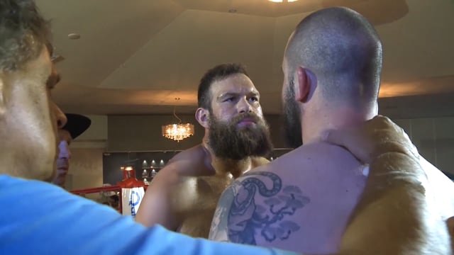 BOXING – Kombatants