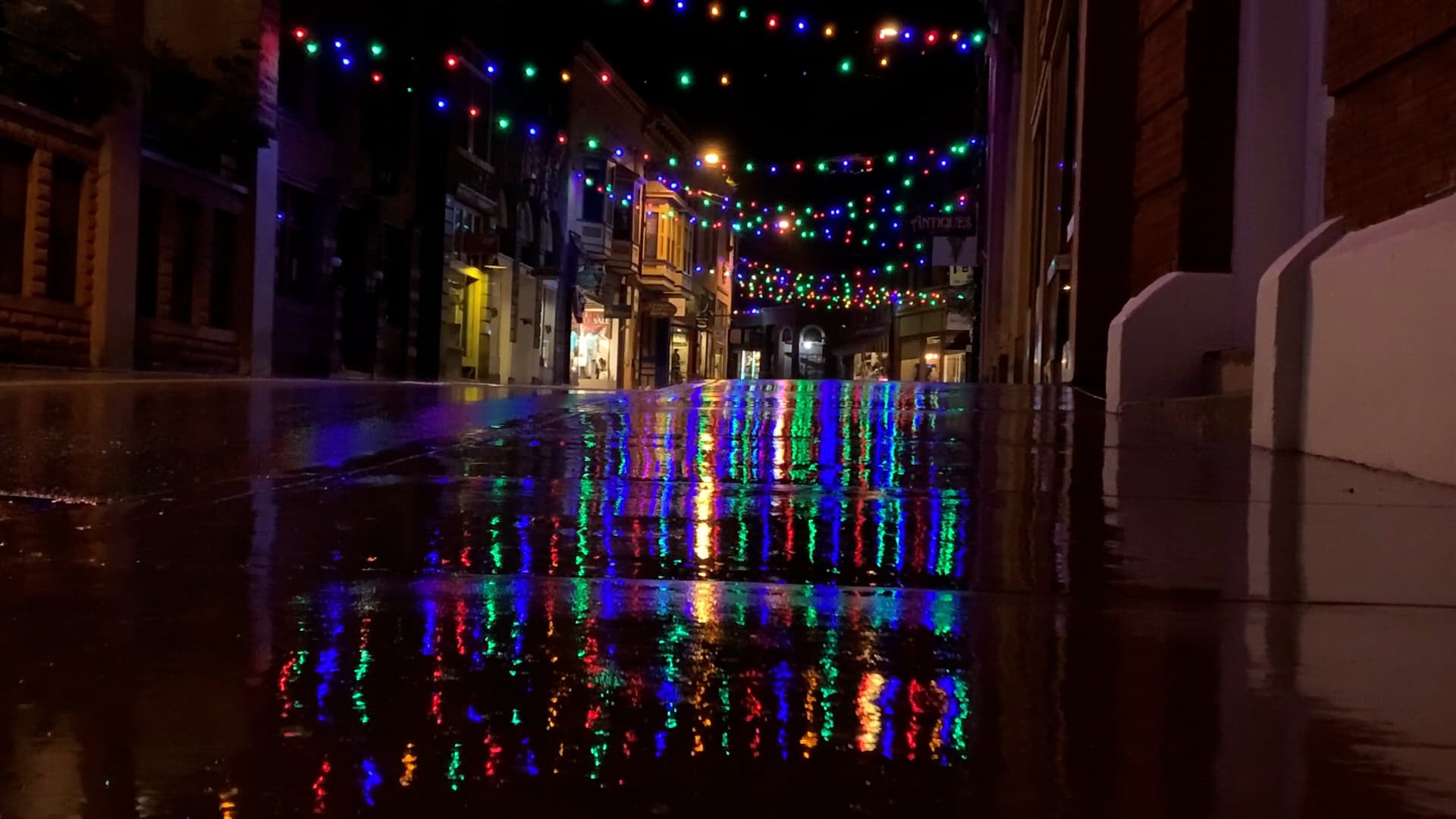 Rainy Night in Bisbee on Vimeo