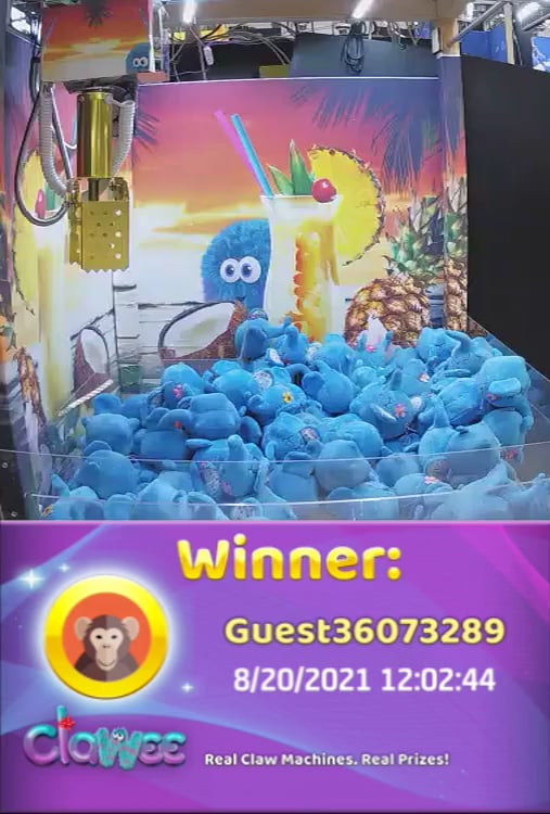 I played Clawee and won a real prize! Check it out! ---> on Vimeo