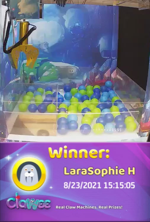 I played Clawee and won a real prize! Check it out! --->