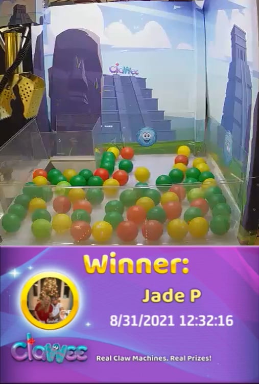 I played Clawee and won a real prize! Check it out! --->