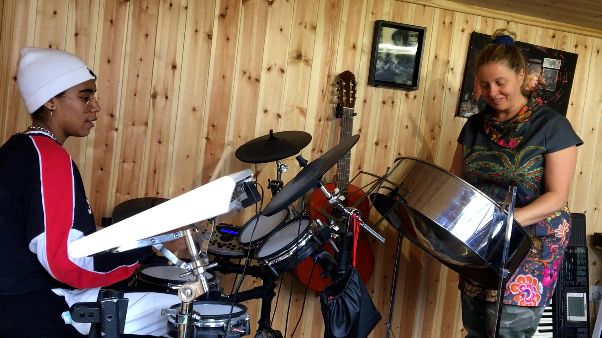 ‘Hello’ by Kes on Vimeo