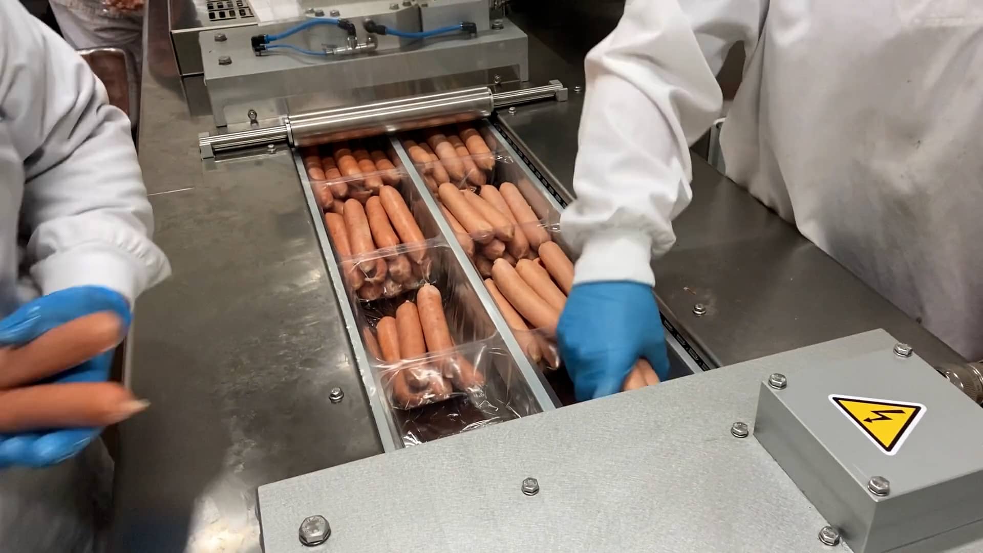 Colimatic Thermoforming THERA 100 Packaging of sausages/wurstel - 3804 ...
