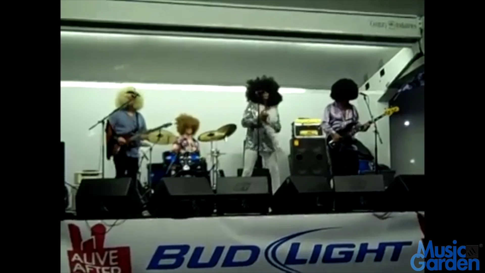 Boogie Freaks - Carwash.mp4 on Vimeo