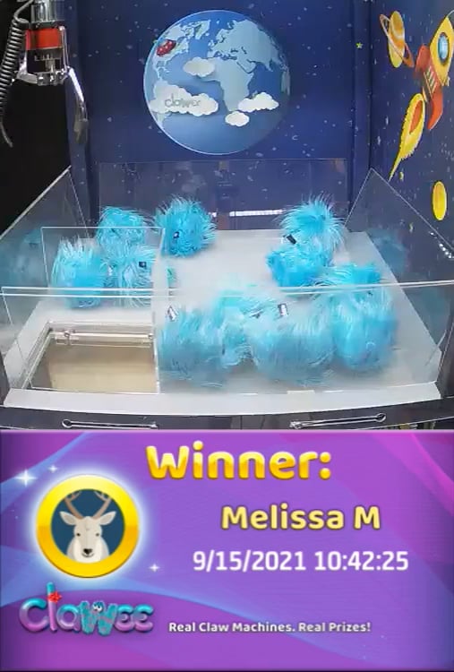 I played Clawee and won a real prize! Check it out! ---> on Vimeo