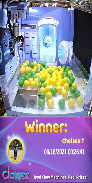 I played Clawee and won a real prize! Check it out! --->