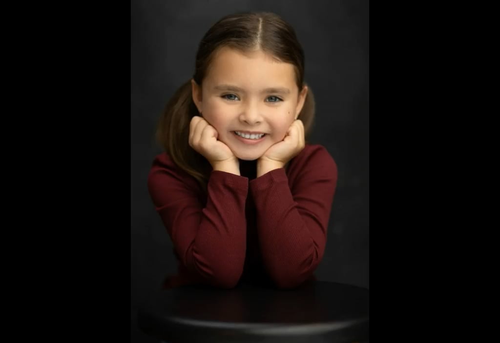 Mila Jones Biography, Wiki, Age, Height, Weight, Net Worth, Image.mp4 ...