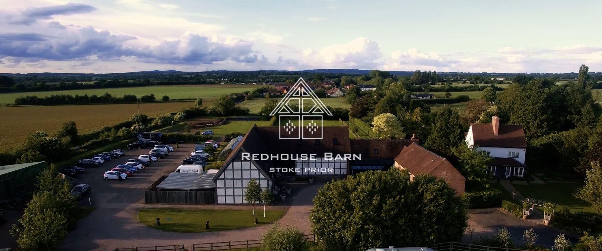 Redhouse Barn: The Art of the Wedding in Worcestershire | Stylish Venue ...