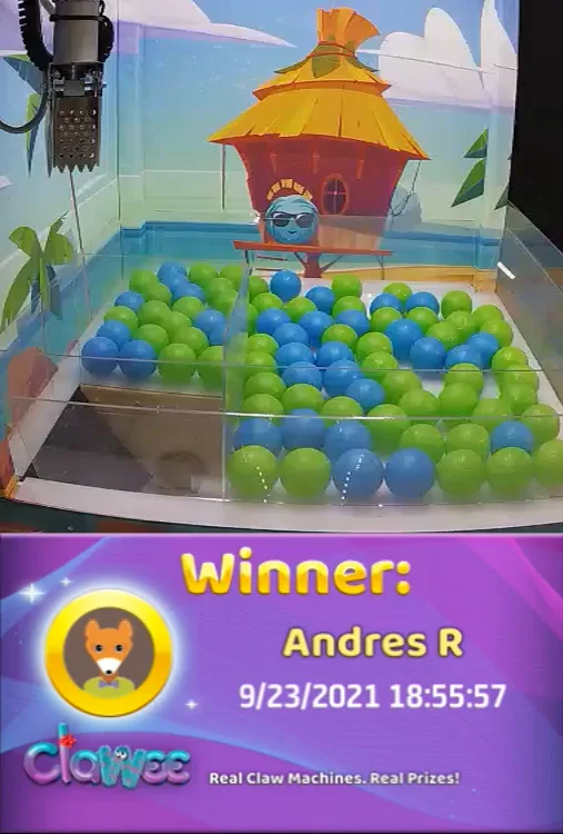 I played Clawee and won a real prize! Check it out! --->