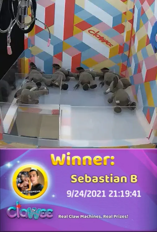 I played Clawee and won a real prize! Check it out! --->
