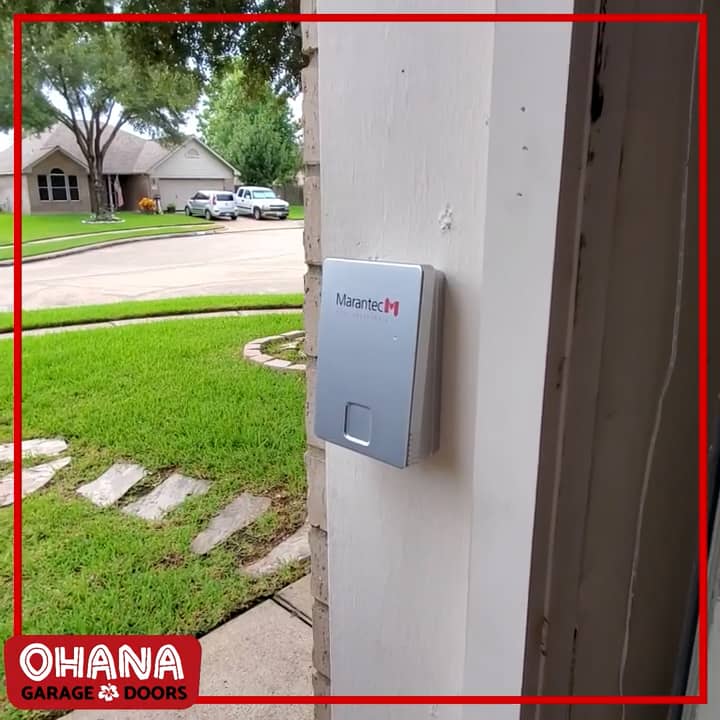 How to change the battery in a Marantec Keypad on Vimeo