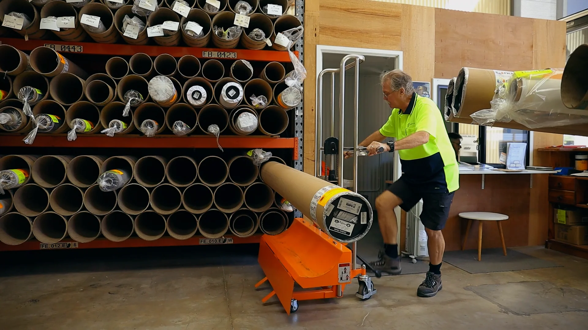 Scott Free - Product range - Roll lifter 01.mp4