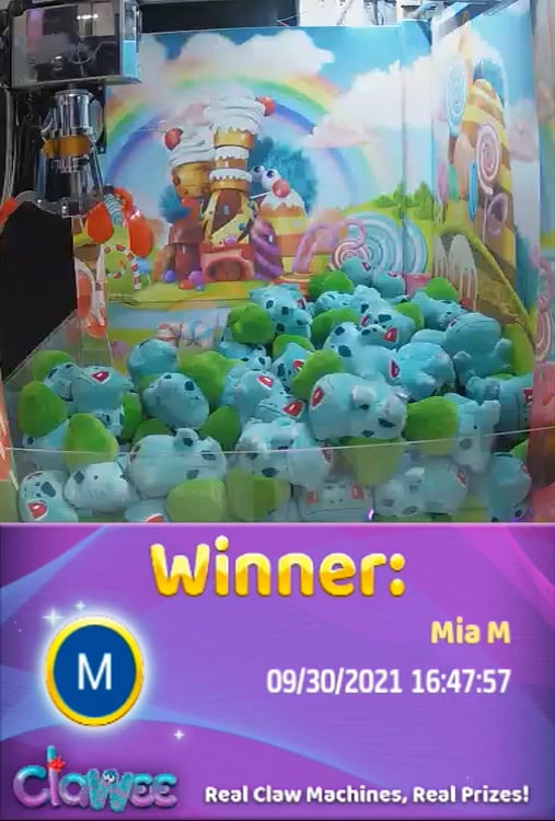 I played Clawee and won a real prize! Check it out! --->