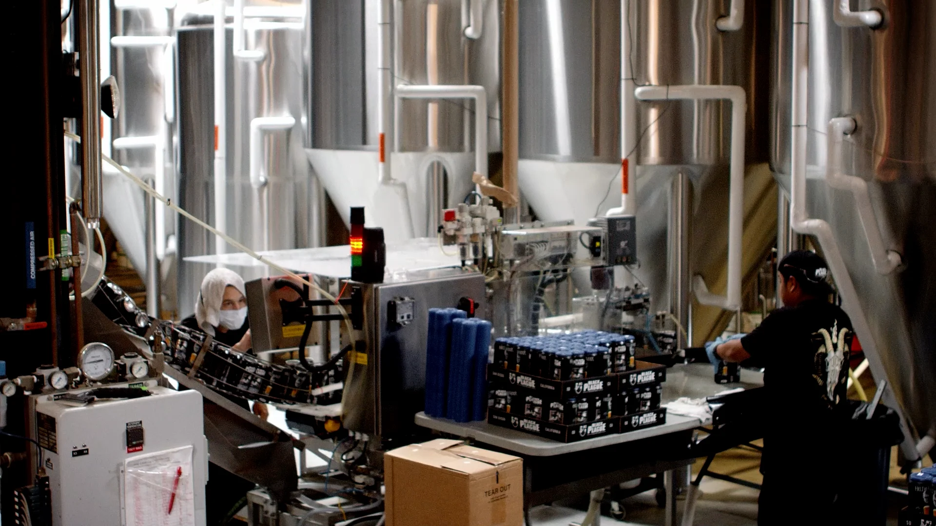 HellHazer Hazy IPA - Brewer Interview on Vimeo