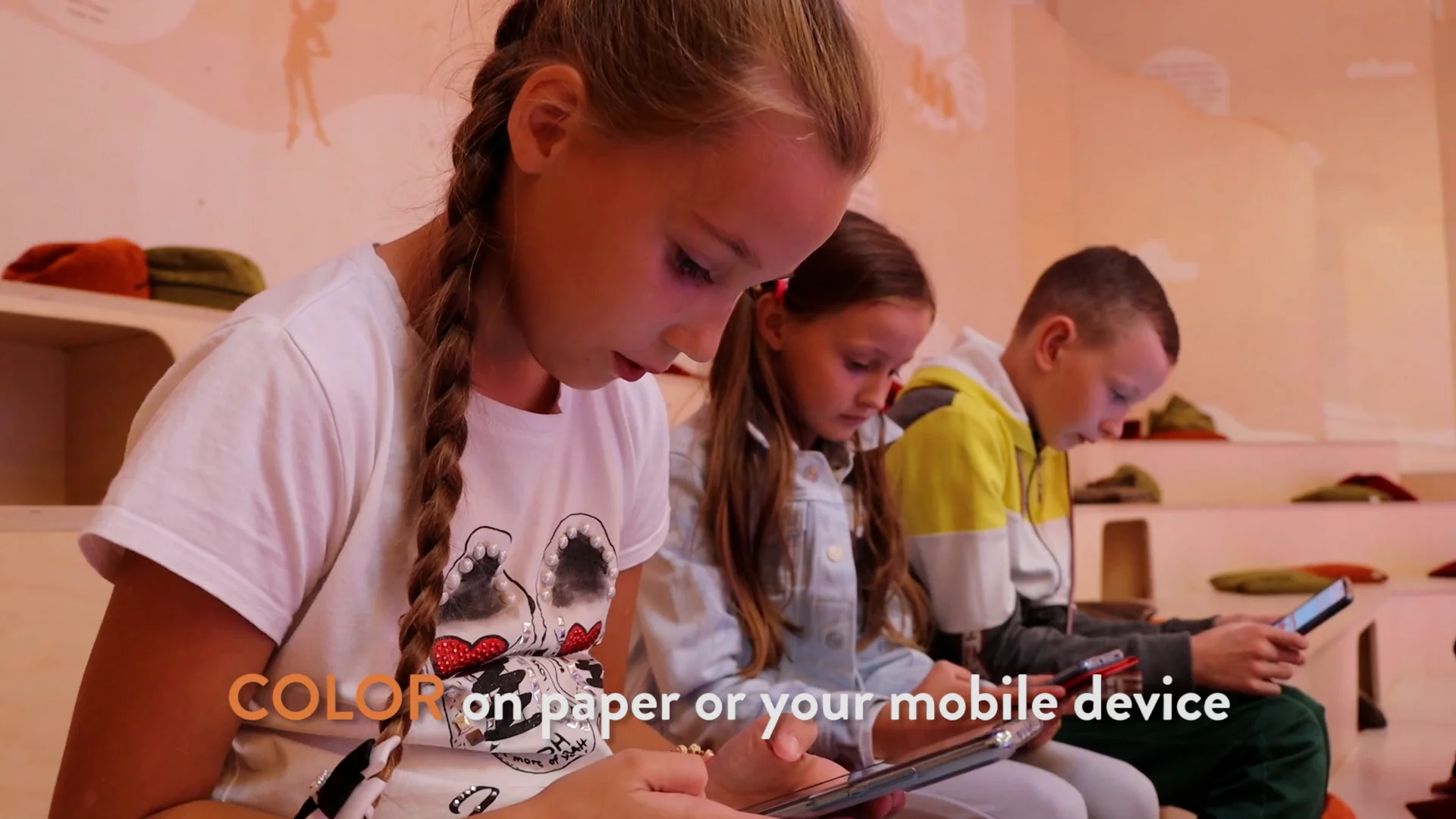 Paper & Mobile Draw Alive