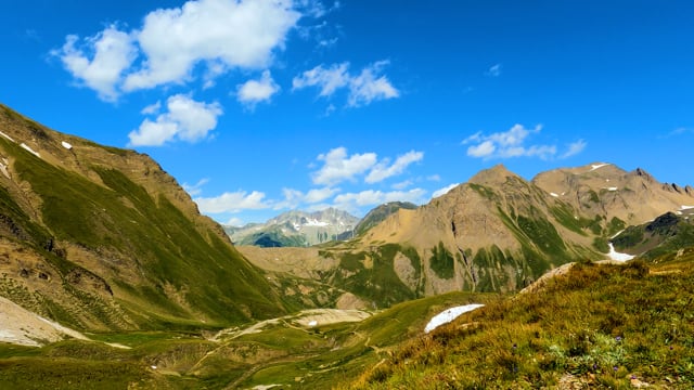 Montaña Colina Hierba - Free video on Pixabay - Pixabay