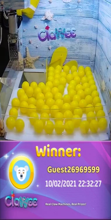 I played Clawee and won a real prize! Check it out! --->