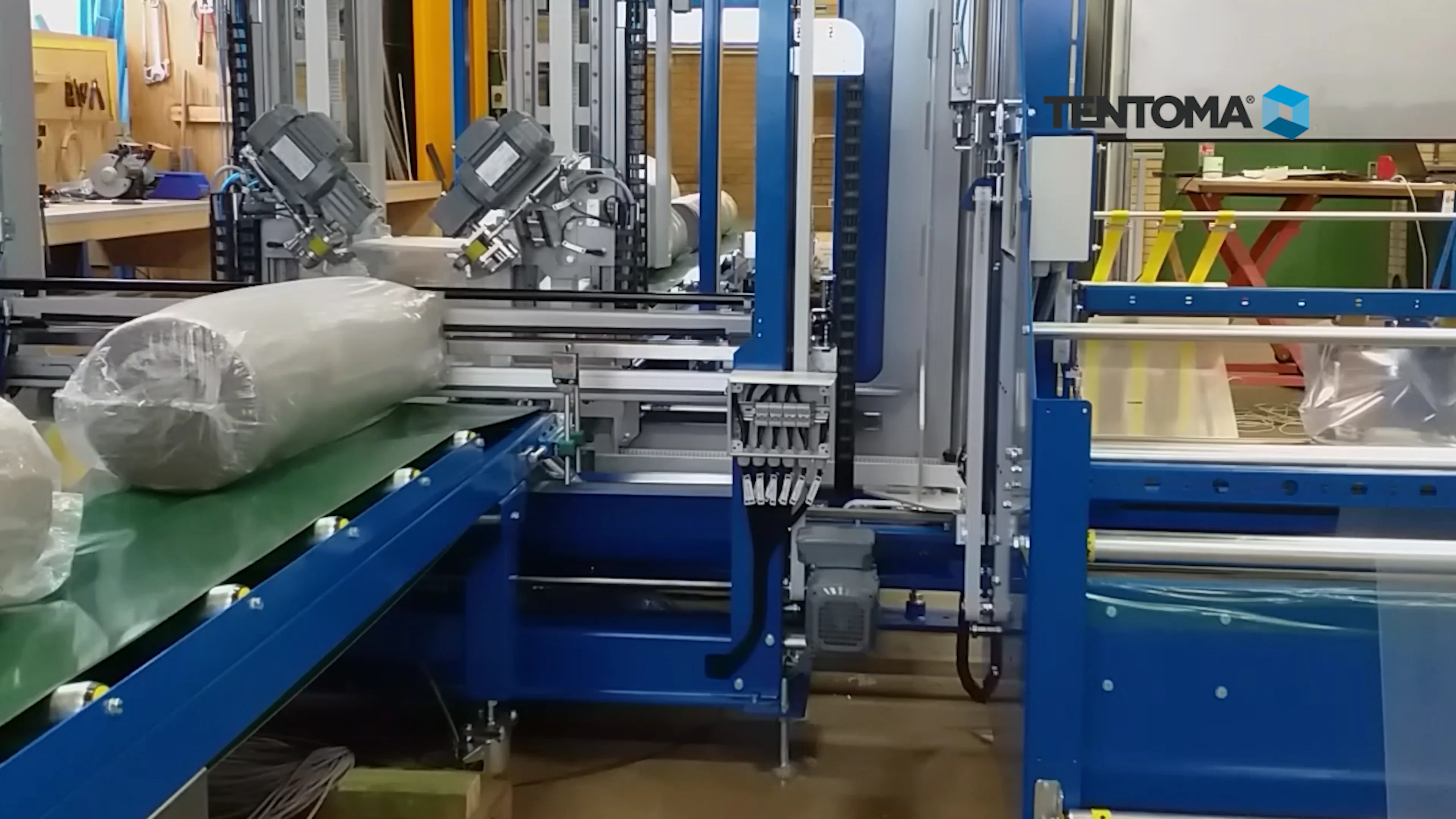 Nonwoven rolls packaging - 100% automated and waterproof