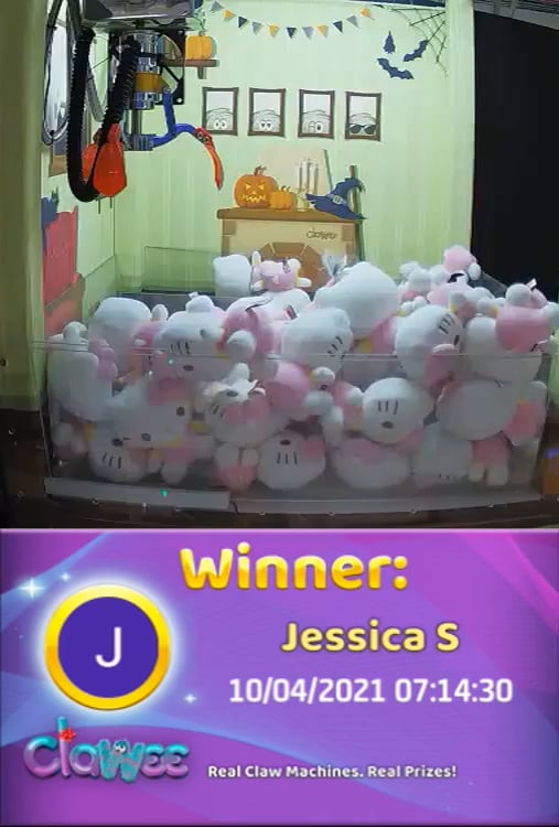 I played Clawee and won a real prize! Check it out! --->