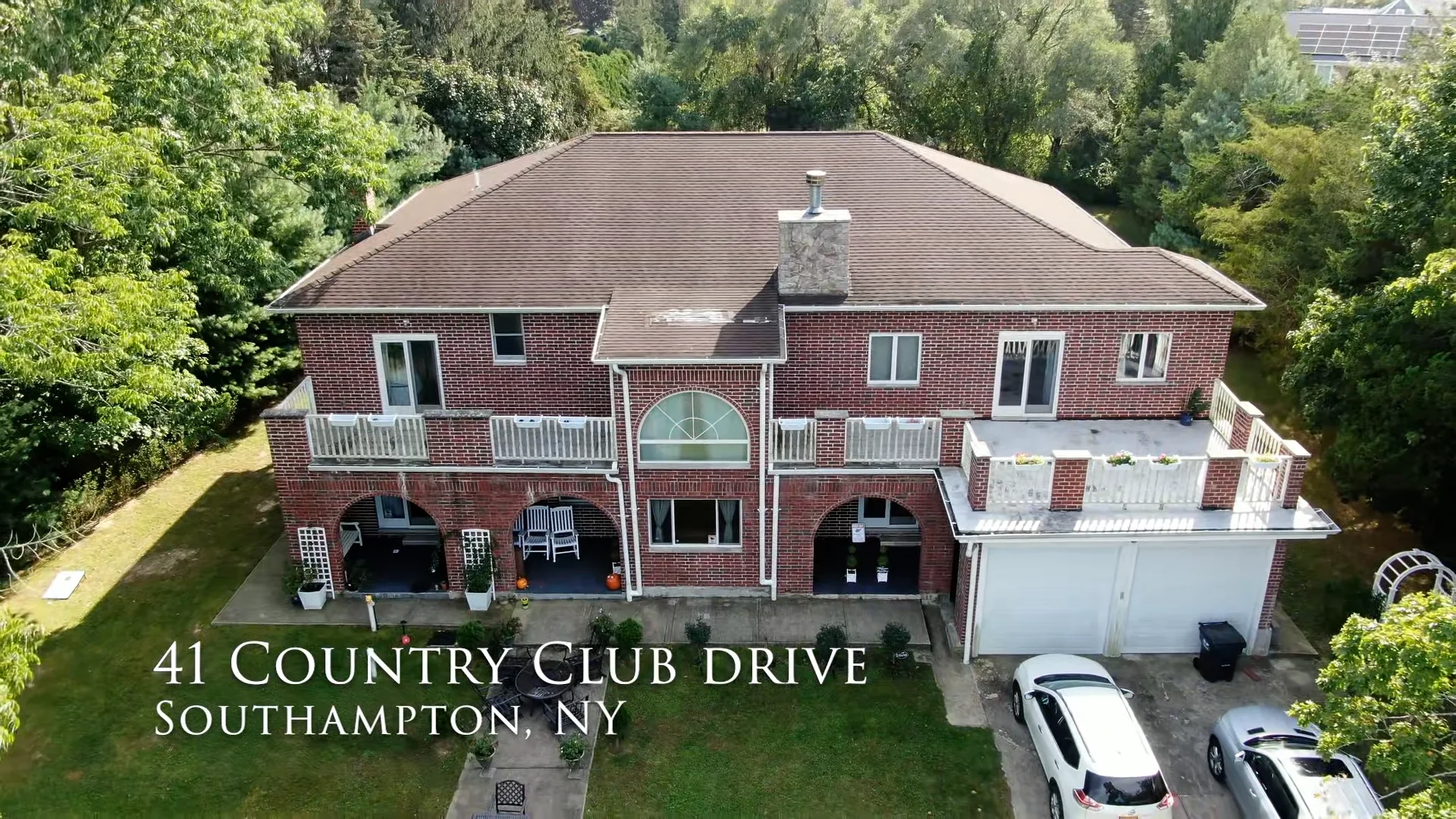 41 Country Club drive on Vimeo