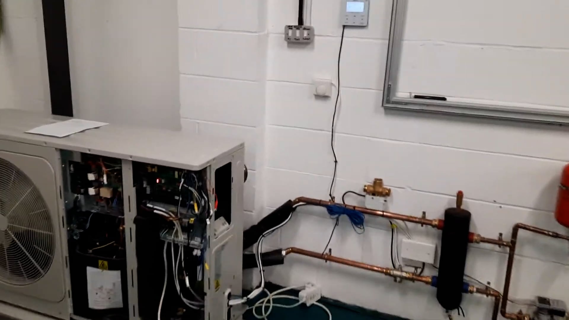 Midea Air source heat pump error P4 and how to check if there is enough ...