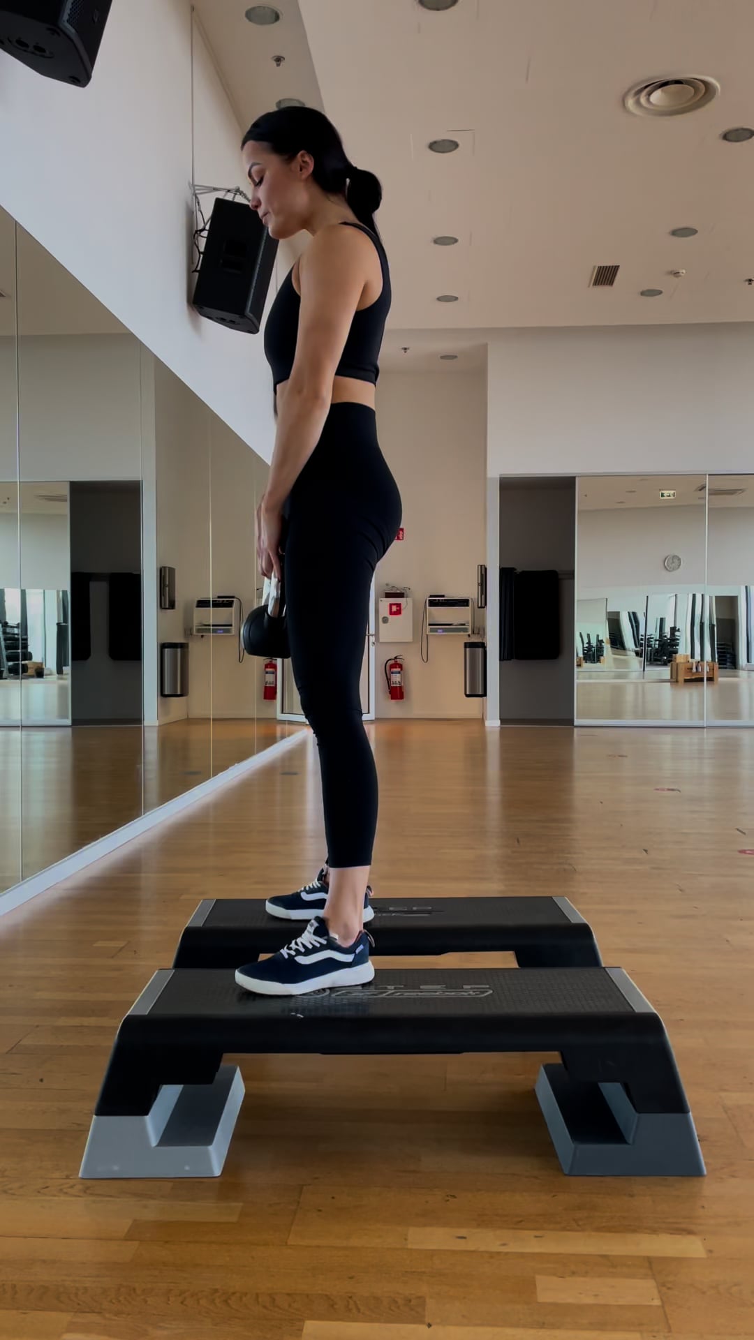 KB Deficit Straddle Squat on Vimeo