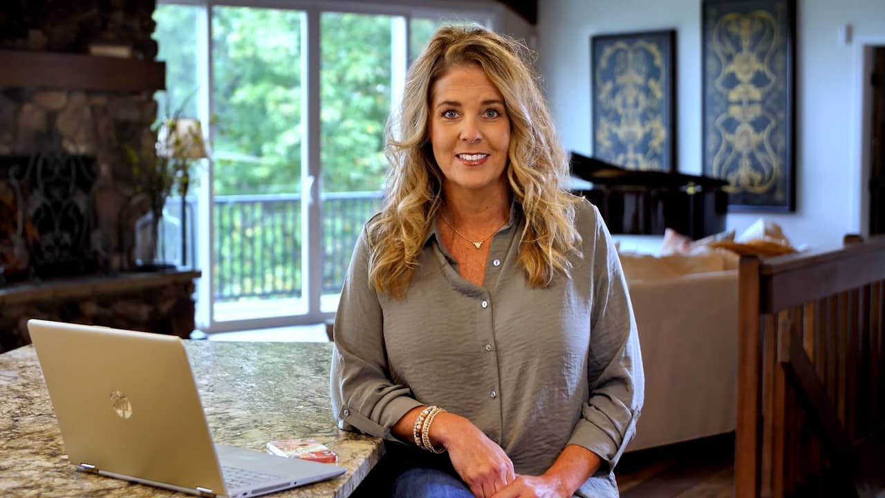 Kari Montgomery - Engagement on Vimeo