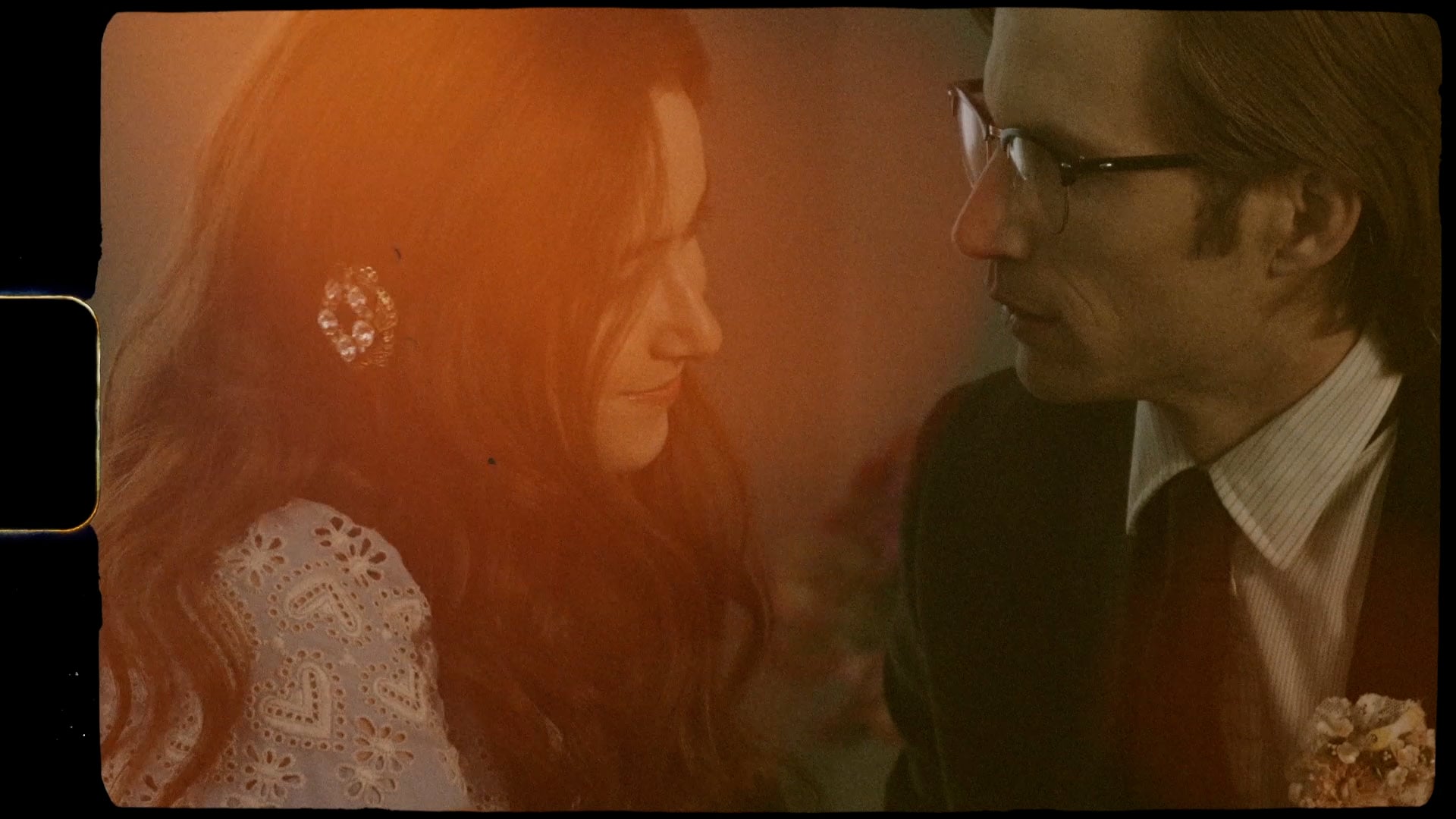 Hope Ahlers "Plastic Flowers" on Vimeo