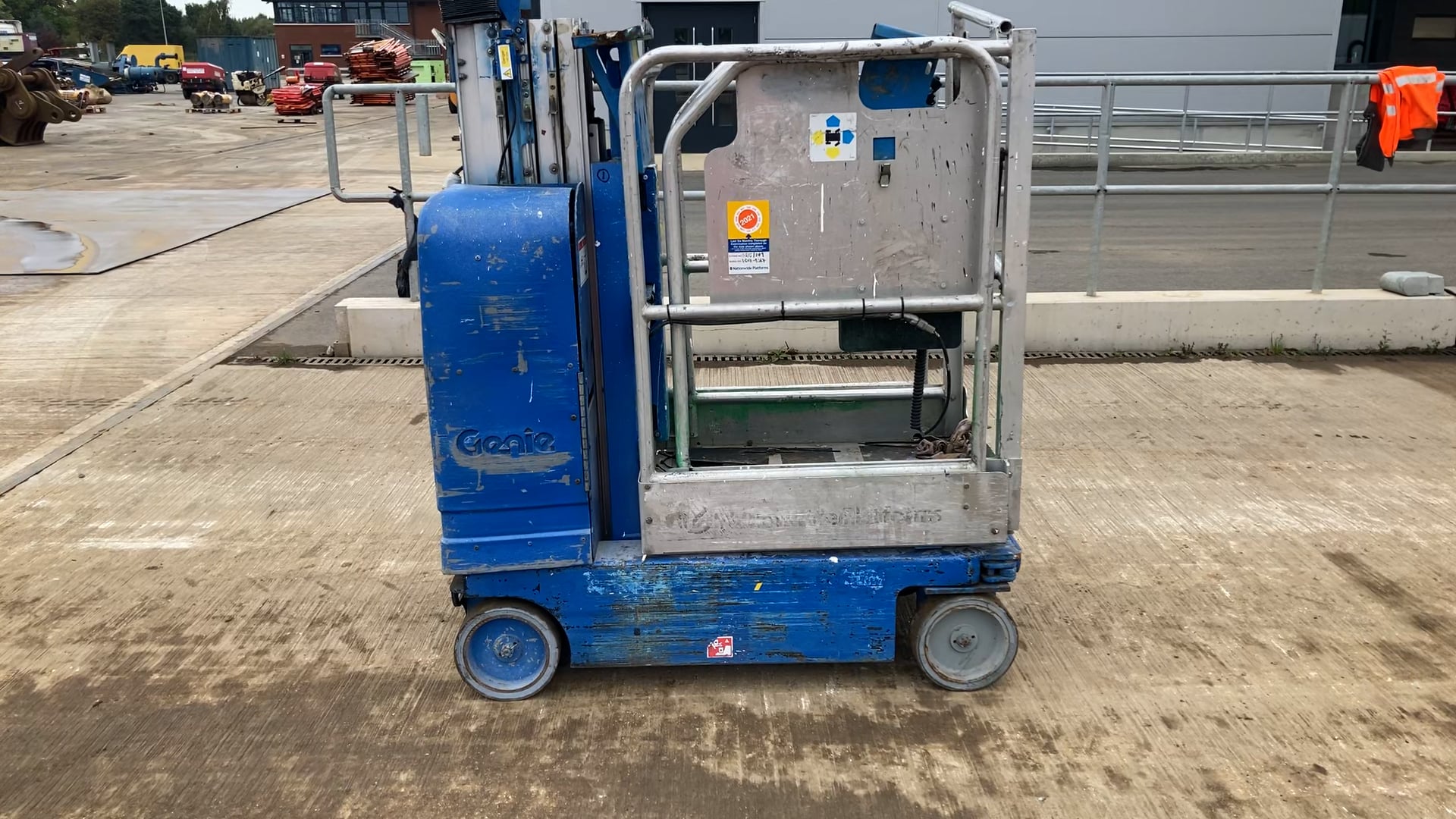 2006 Genie GR-15 Wheeled Access Platform - Leeds October 21 on Vimeo