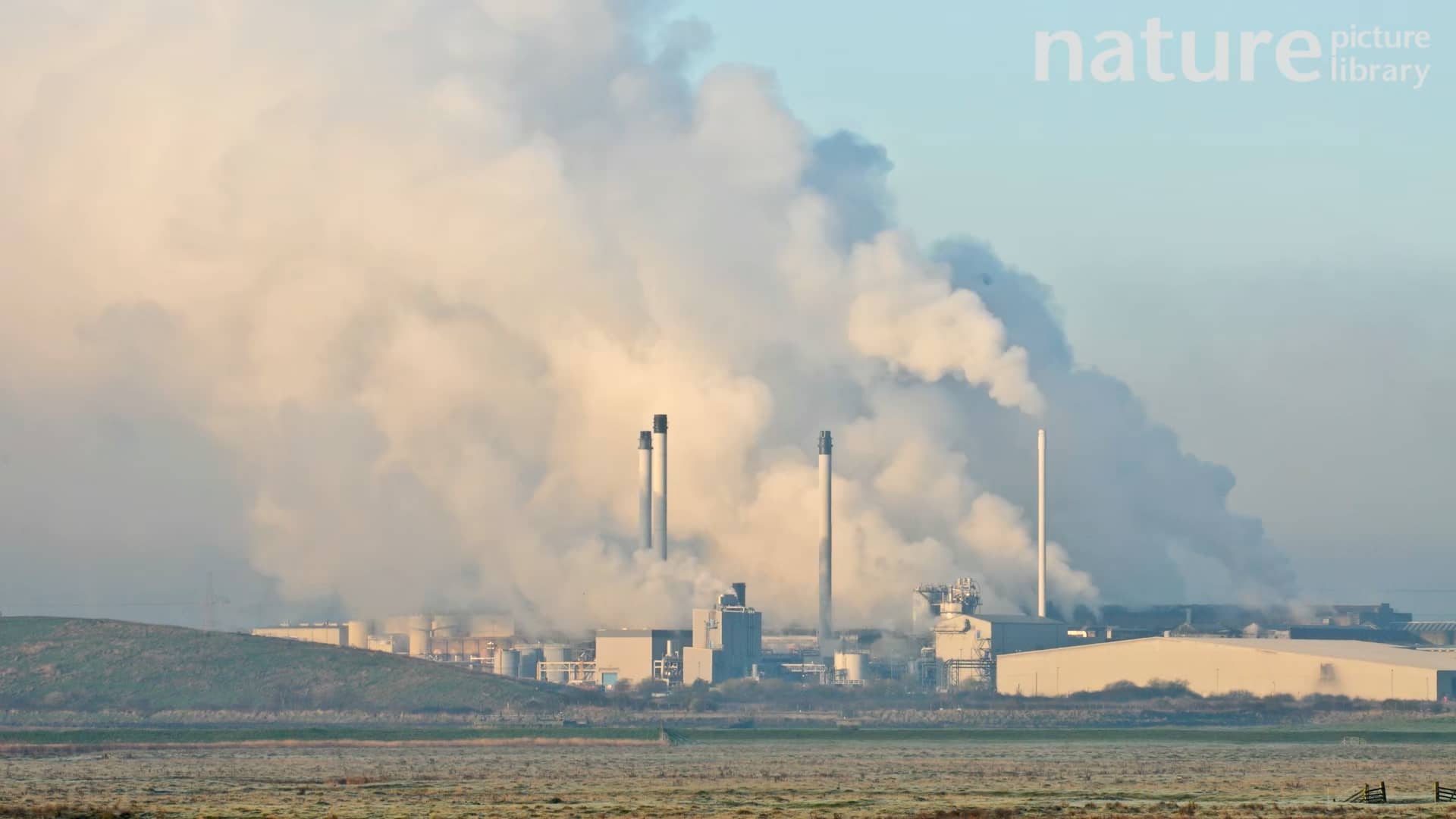Timelapse of Kemsley Paper Mill, Kent, England, UK, February 2011 on Vimeo