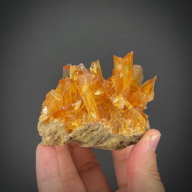 Fishtail-twin Gypsum | Salinas de Otuma, Pisco, Pisco Province, Ica, Peru