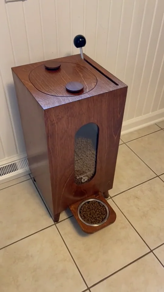 Houndsy Kibble Dispenser