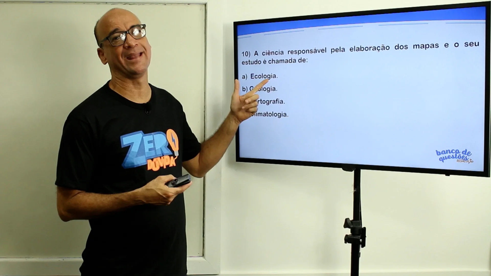 04 Q10 Como ler um mapa on Vimeo