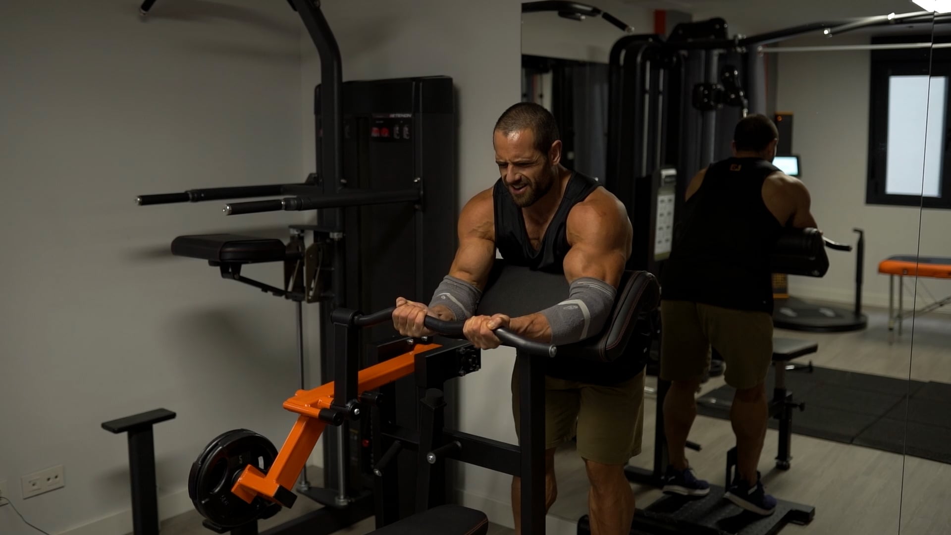 26. Curl Scott en máquina on Vimeo