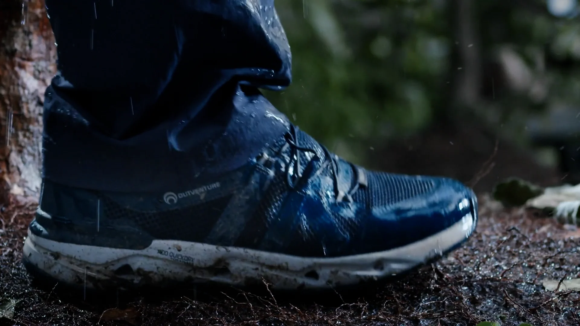 Outventure +ADD QUICKDRY Drainage on Vimeo