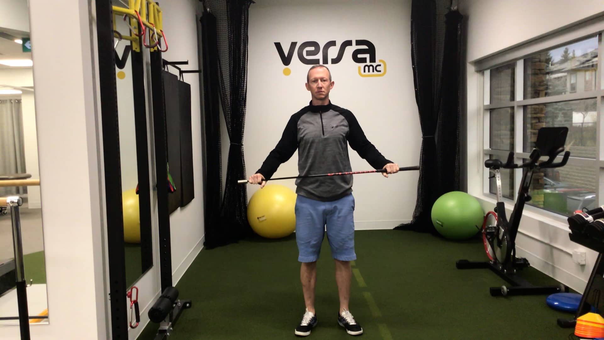 90-90 External rotation (standing) on Vimeo