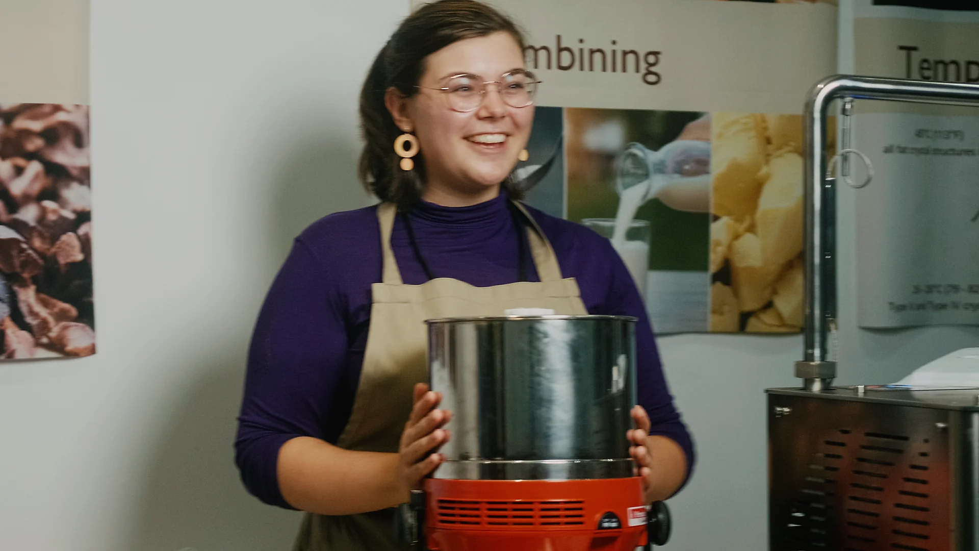 The Chocolatarium Chocolate Visitor Attraction Edinburgh.mov