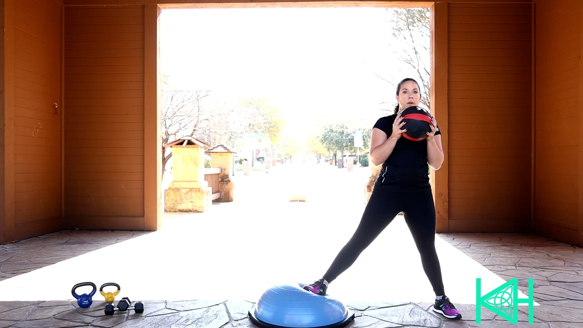 Side Split Lunge-on bosu with medicine ball