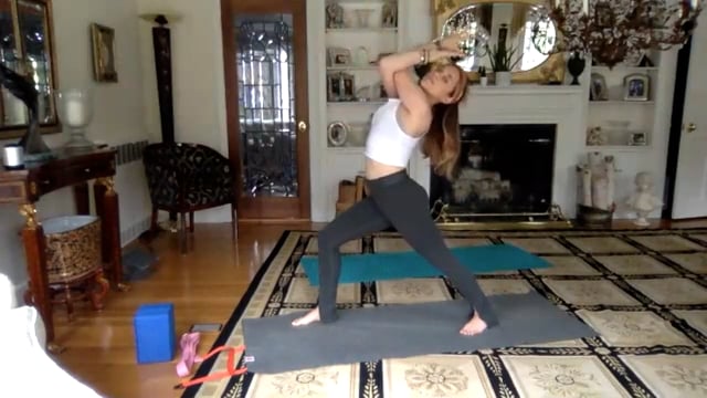 Flow to Dancers Pose on Vimeo