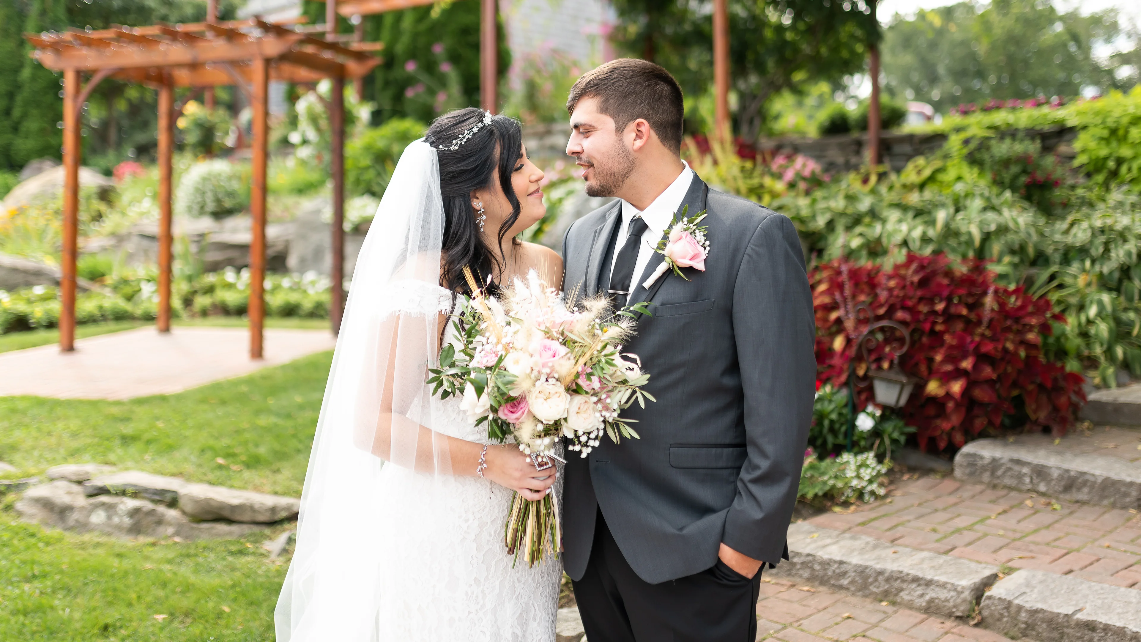 Nicole + Evan - Chamberlain Farms on Vimeo