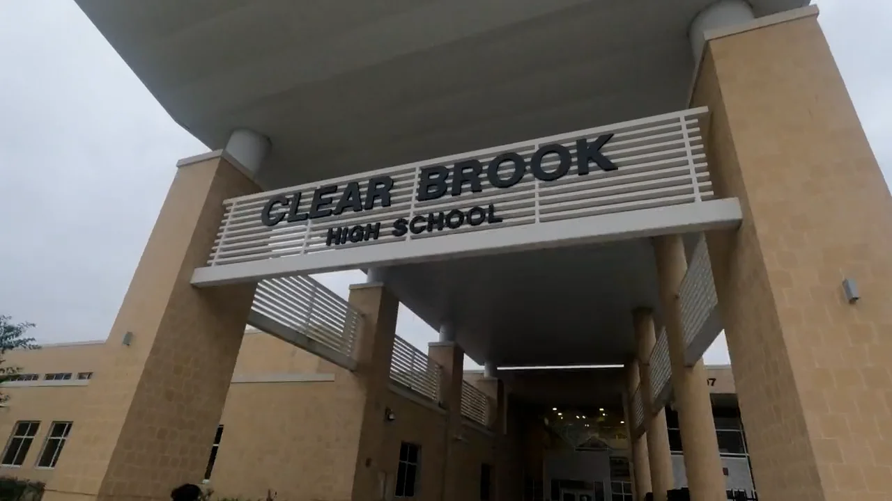 On Tour With CCISD: Clear Brook High School
