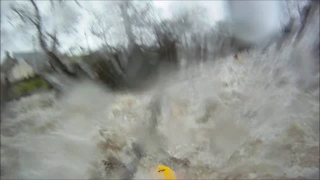 Lower Tryweryn @ 75 CUMECs (turns out it was only 72!!) on Vimeo