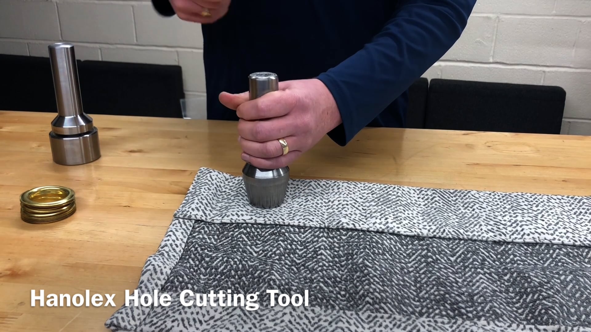 Hanolex Hole Cutter on Vimeo