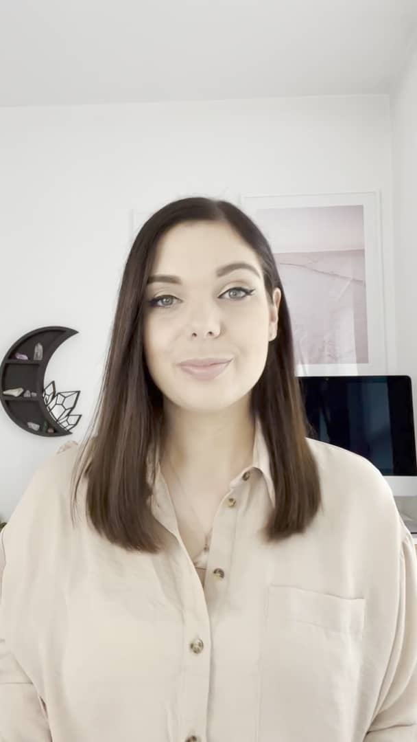 Emma Mumford shares how to make 2022 a positively wealthy time on Vimeo
