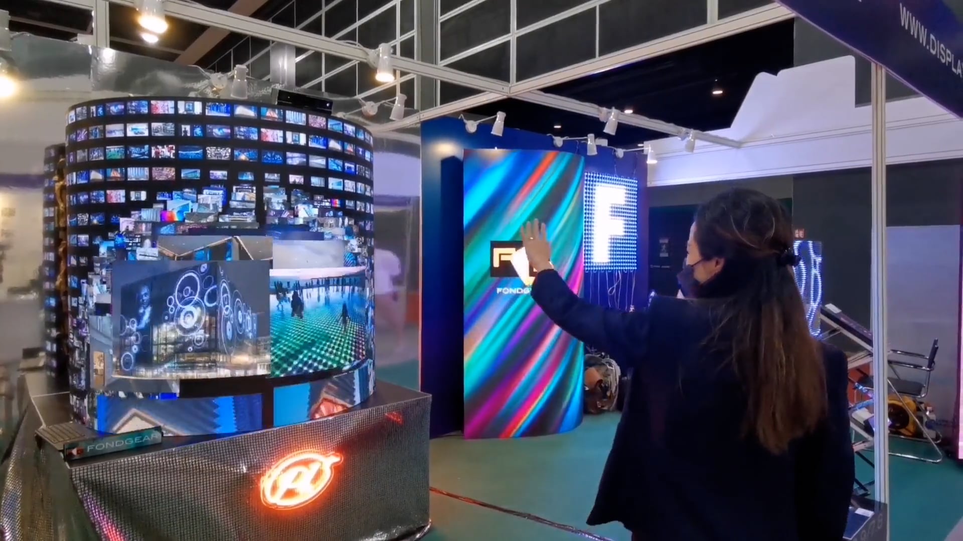 Motion Capture Interactive Program on P1.5 LED Pillar on Vimeo