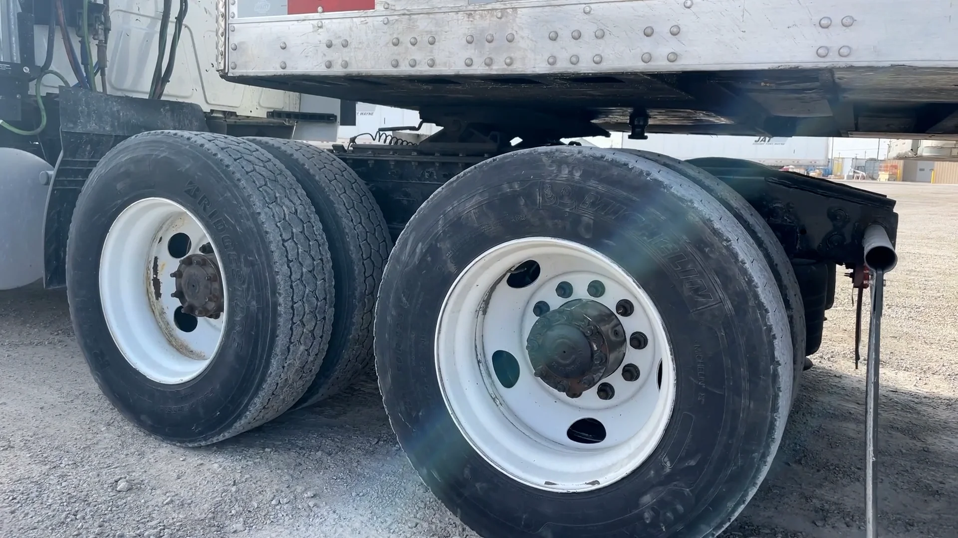 11/18/2021 - Trailer Uncoupling Procedure on Vimeo