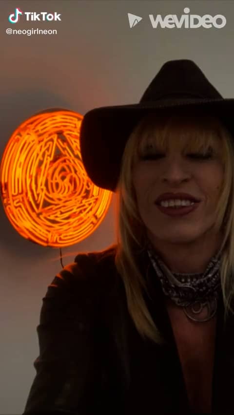Roxy Tik Tok on Vimeo