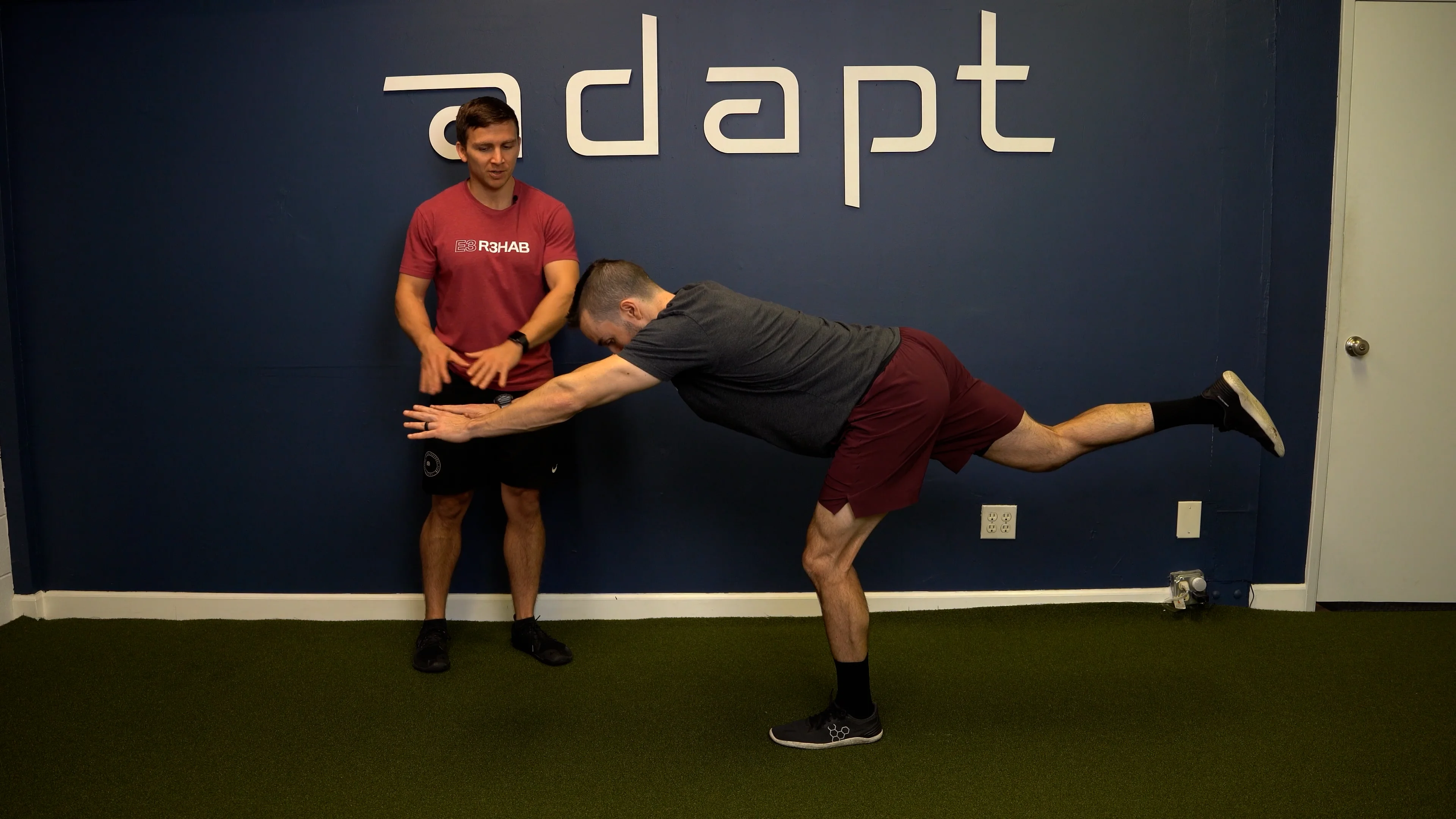 Single Limb RDL (Tutorial) on Vimeo