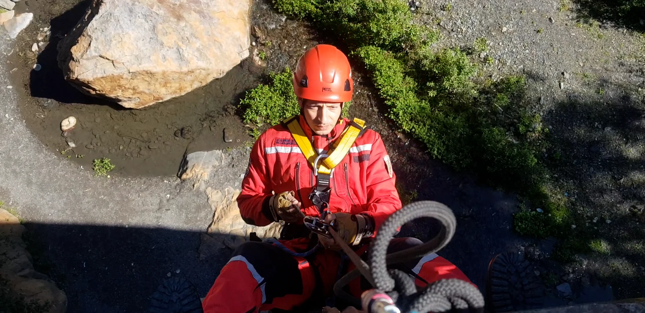 Rope descent and climbing techniques on Vimeo